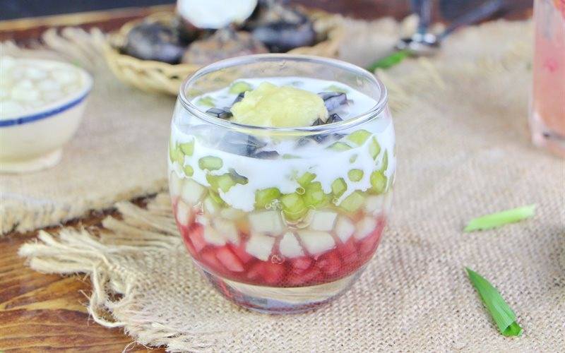 Nấu chè sương sa hạt lựu hấp dẫn của tuổi thơ - BepXua