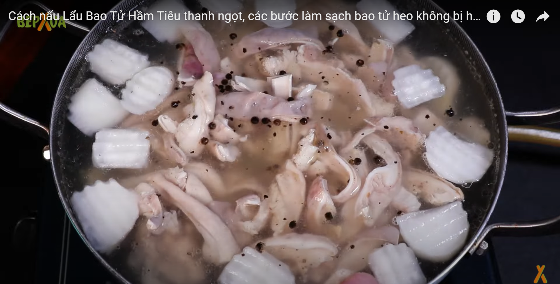 Cách nấu lẩu bao tử heo hầm tiêu xanh thanh ngọt bổ dưỡng - BepXua